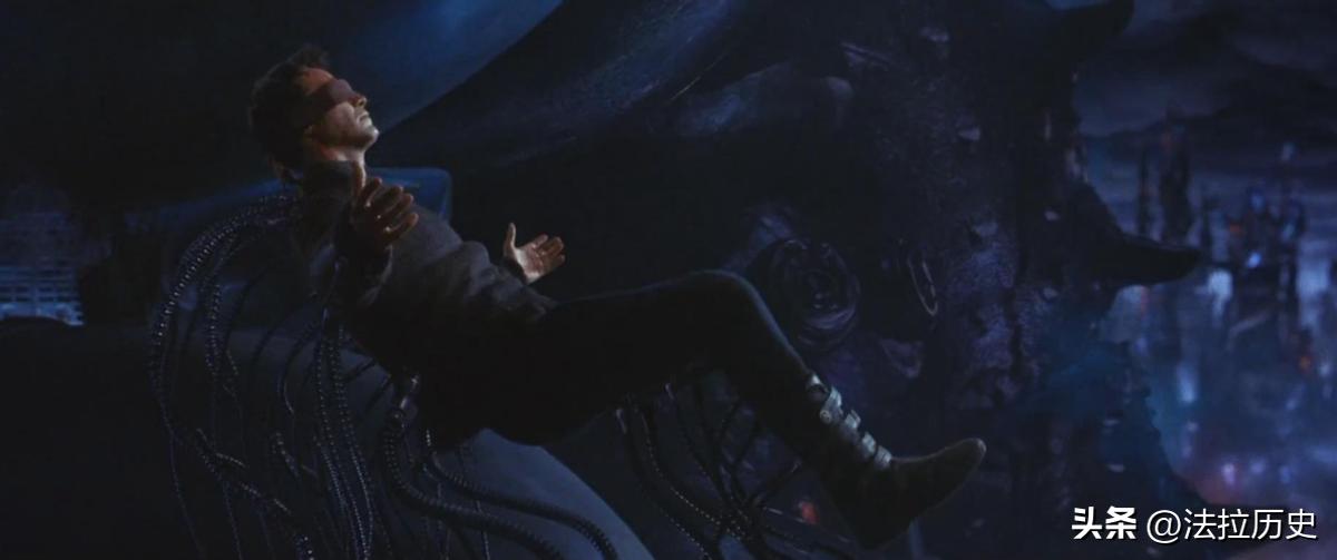 Analysis of the dialogue in the movie "The Matrix" and talk about the ...