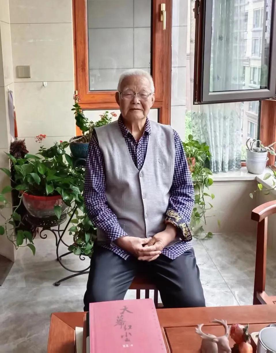 "Ren Jianyu"Mr. Zhao Ke - iNEWS