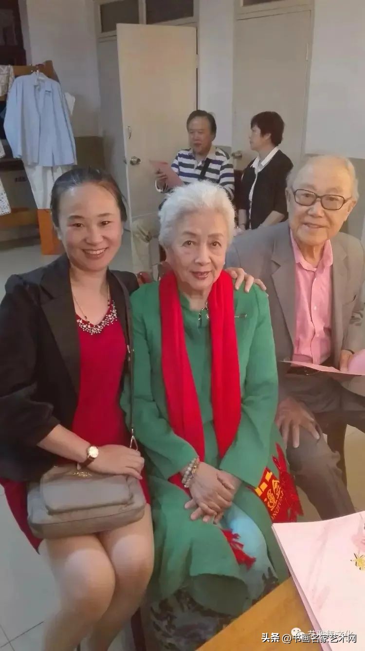 Art China Virtue and Art Shuangxin Painter: Yang Ping - iNEWS