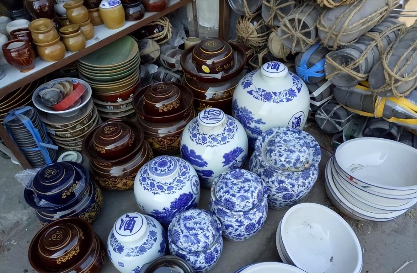 China's best porcelain village, every family piles up piles of ...