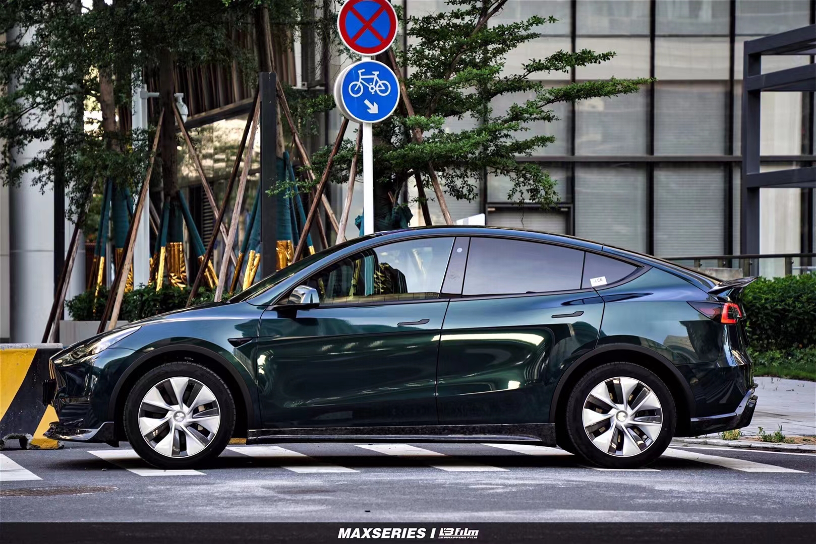 Tesla LB color change film Sanremo green, unforgettable retro depth - iNEWS