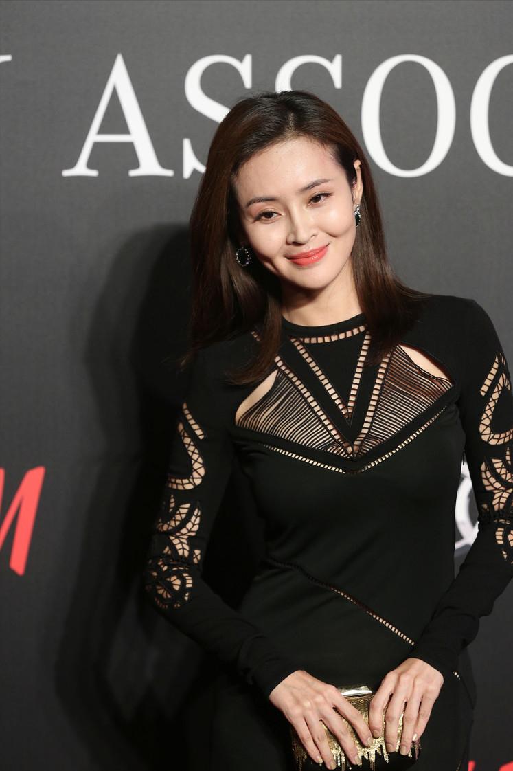 After 13 years of marriage, the actor Yu Ming became the pet of the ...