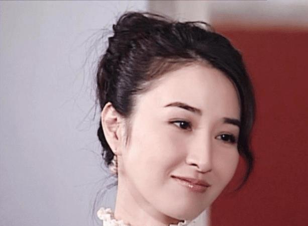 How does the screenwriter justify himself? The inner monologue of a TV ...