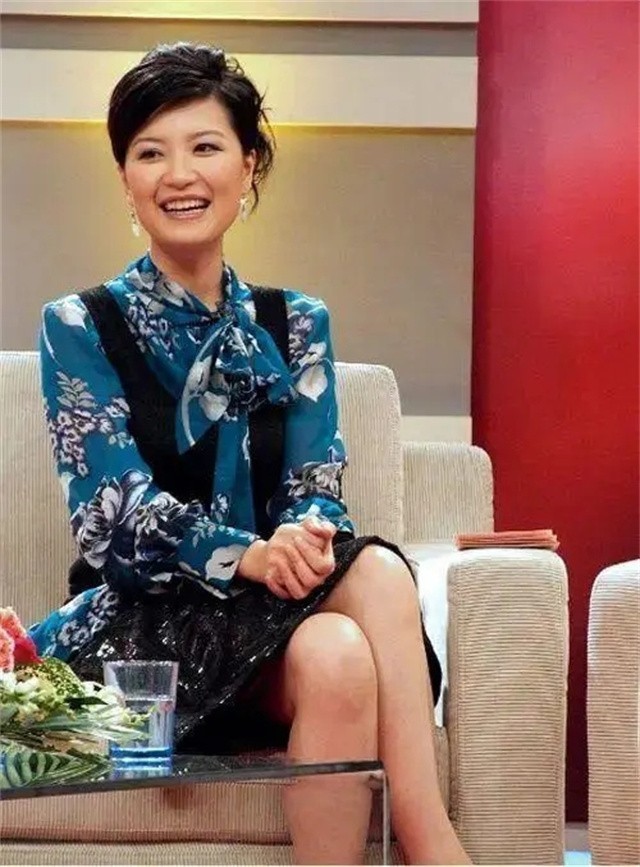 Chen Rong, the star of Dragon TV, is still as elegant at 46 years old ...