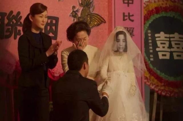 There are three bad habits that lost conscience in ancient times. There is a happy event but it ...