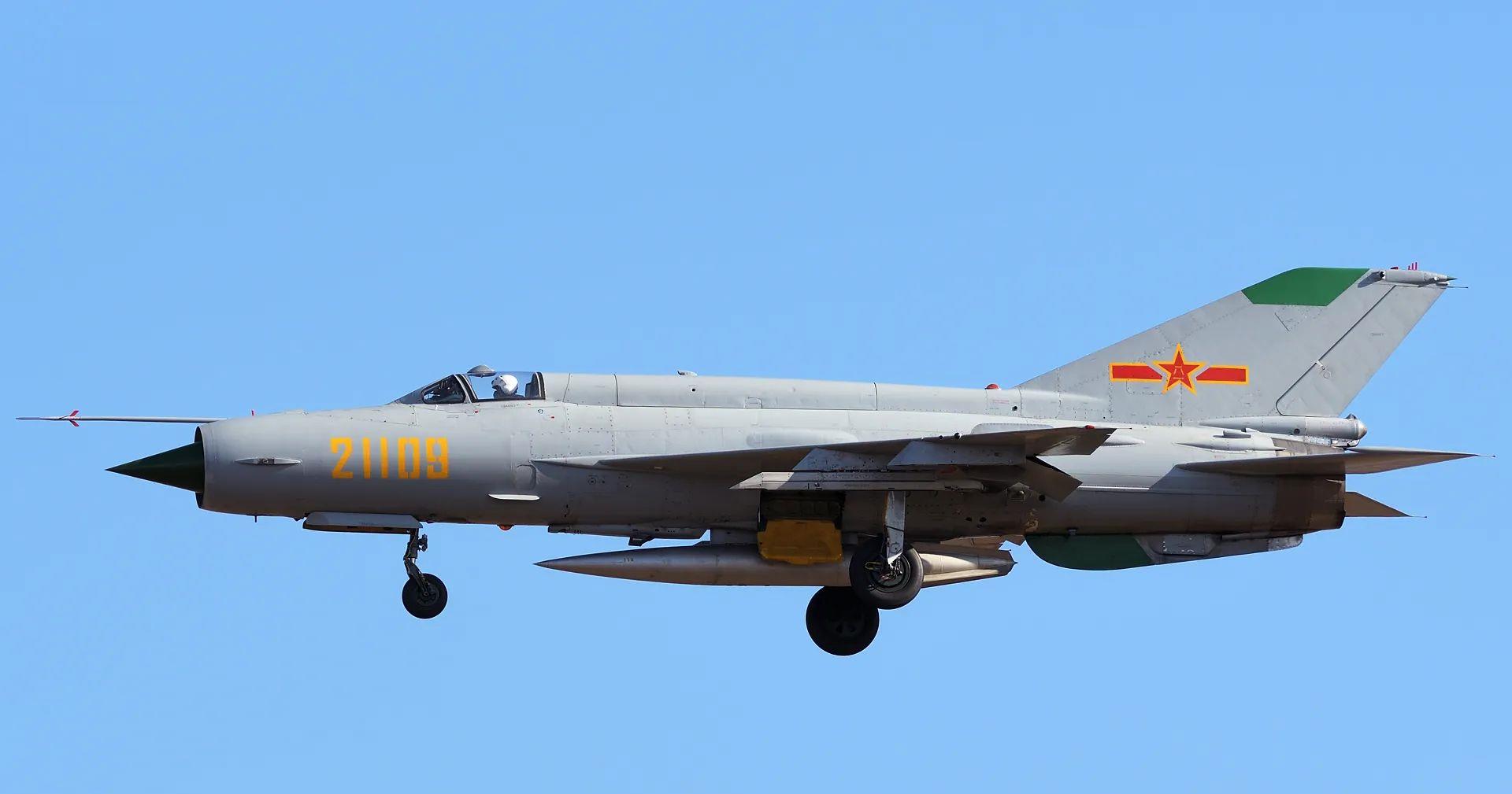 J-7s appeared intensively at the end of the year, and there are still ...