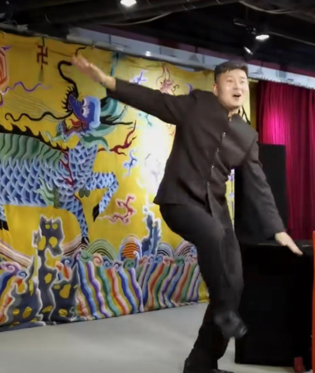 5G surfing!Deyun Society Genghong Boy is online: Li Jingqi is very ...