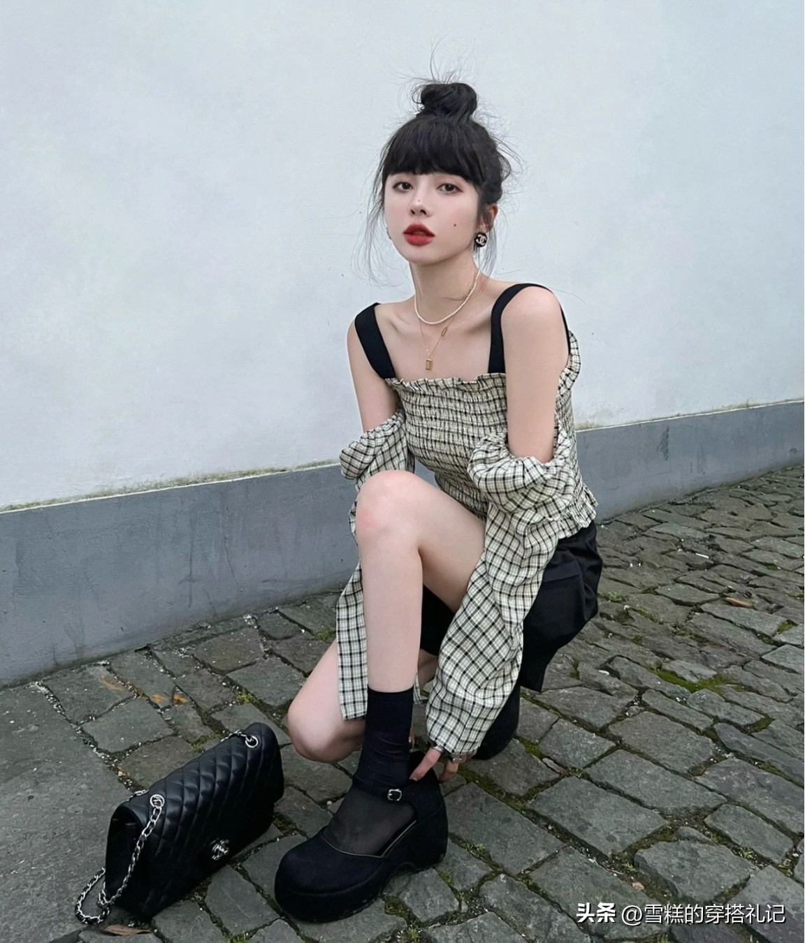 For girls under 158 in height, it is recommended to wear more "2 pants ...