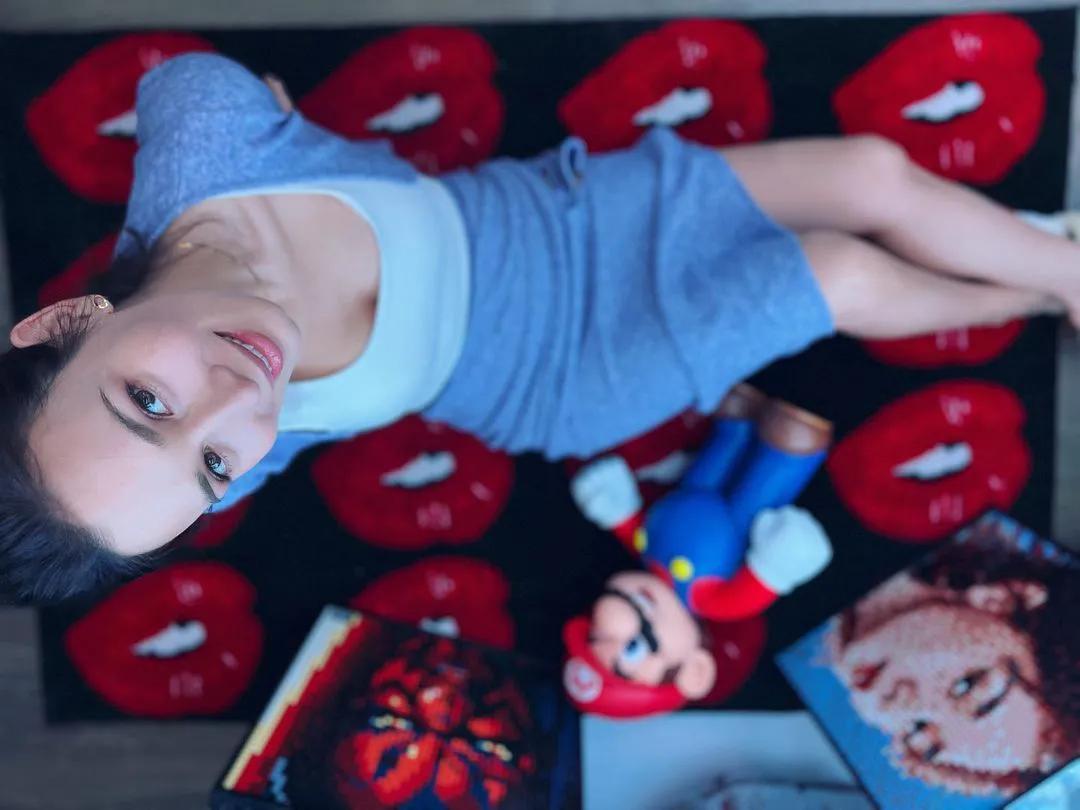 37-year-old Lu Jingshan has a hot body, with a bulging front and back ...