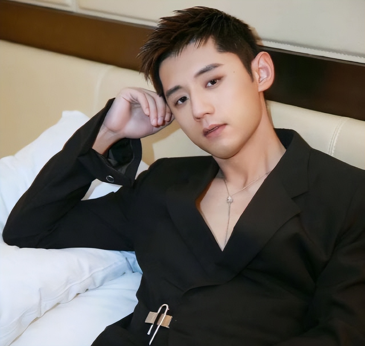 Jing Tian and Zhang Jike Incident: It turns out that Yang Mi was sober in the world, but it was ...