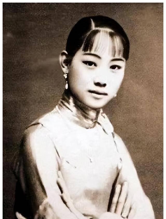 In 1921, Mei Lanfang married his second wife, Fu Zhifang. On the ...