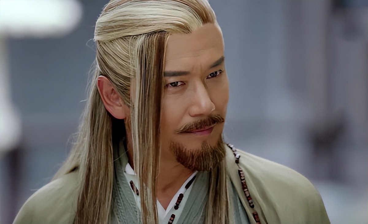 Why did Zhang Wuji know Huang Yaoshi's martial arts? You see who Master Yang Dingtian is, he has ...