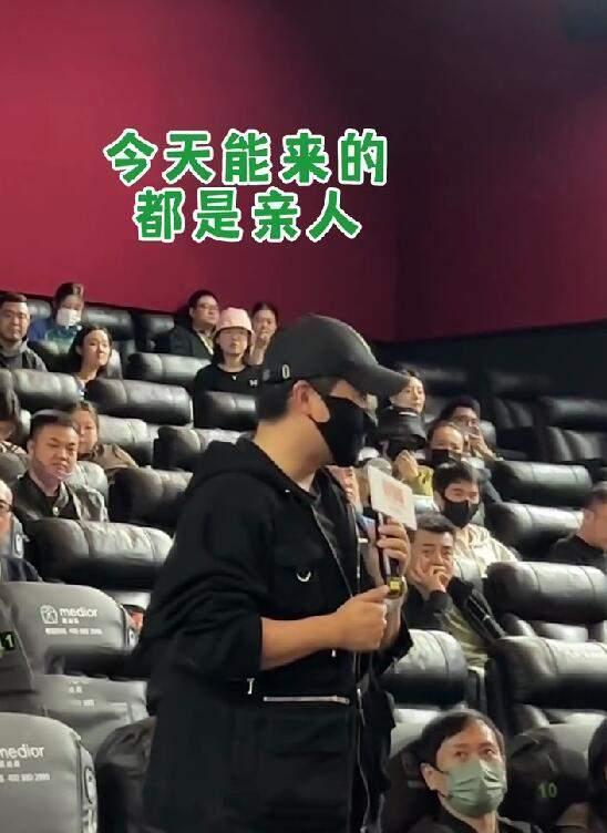 Dump your little girlfriend and get back together? Chen Sicheng and ...