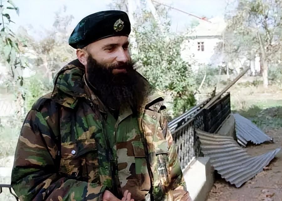 Putin spent 300 million rewards on the Chechen bandit leader, who was ...