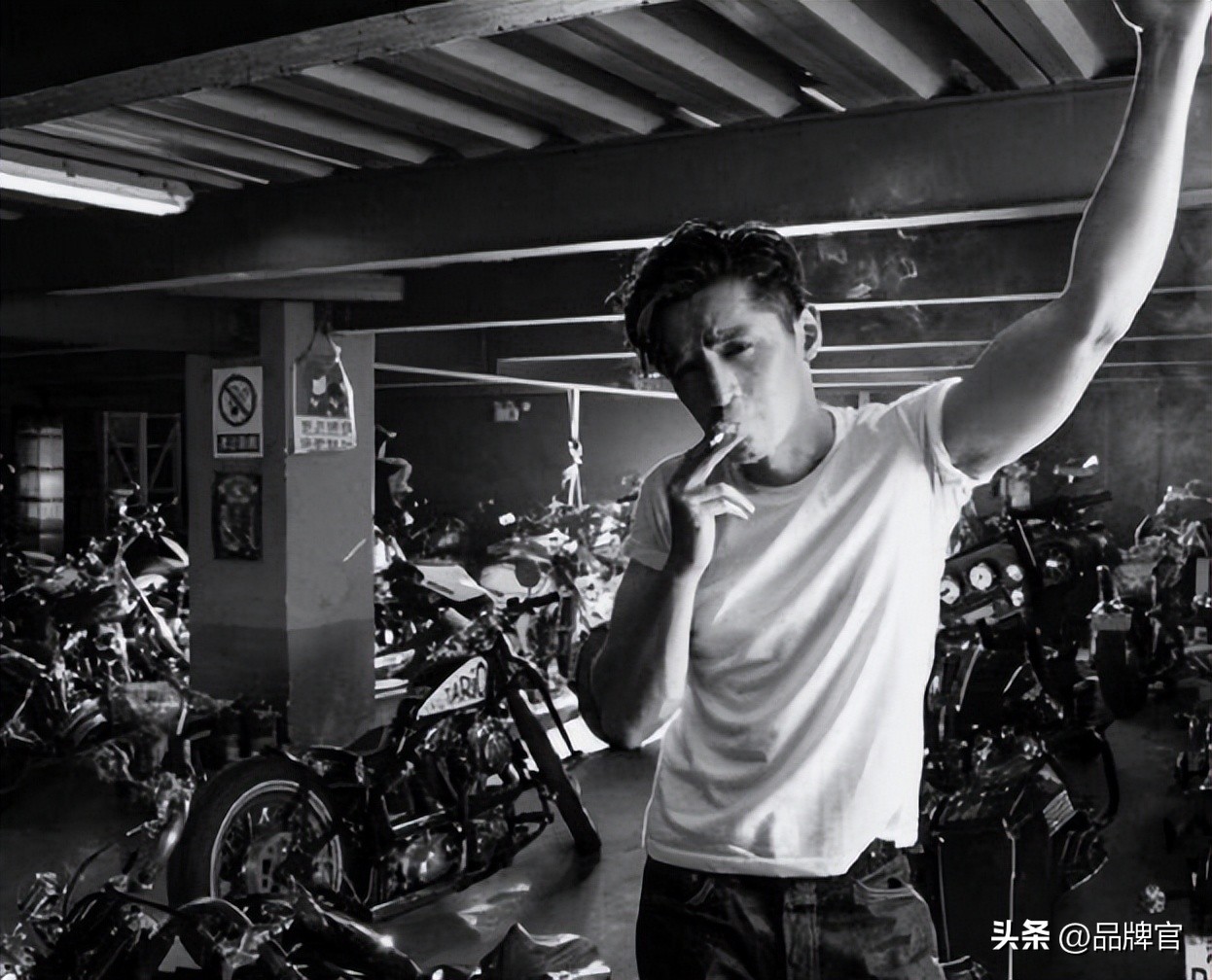 Actress smoke photos: Gong Li is charming, Shu Qi is sultry, Liu Yifei ...