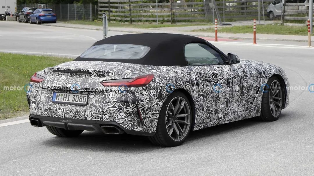 BMW Z4 plans to facelift next year, interior may remain the same - iNEWS
