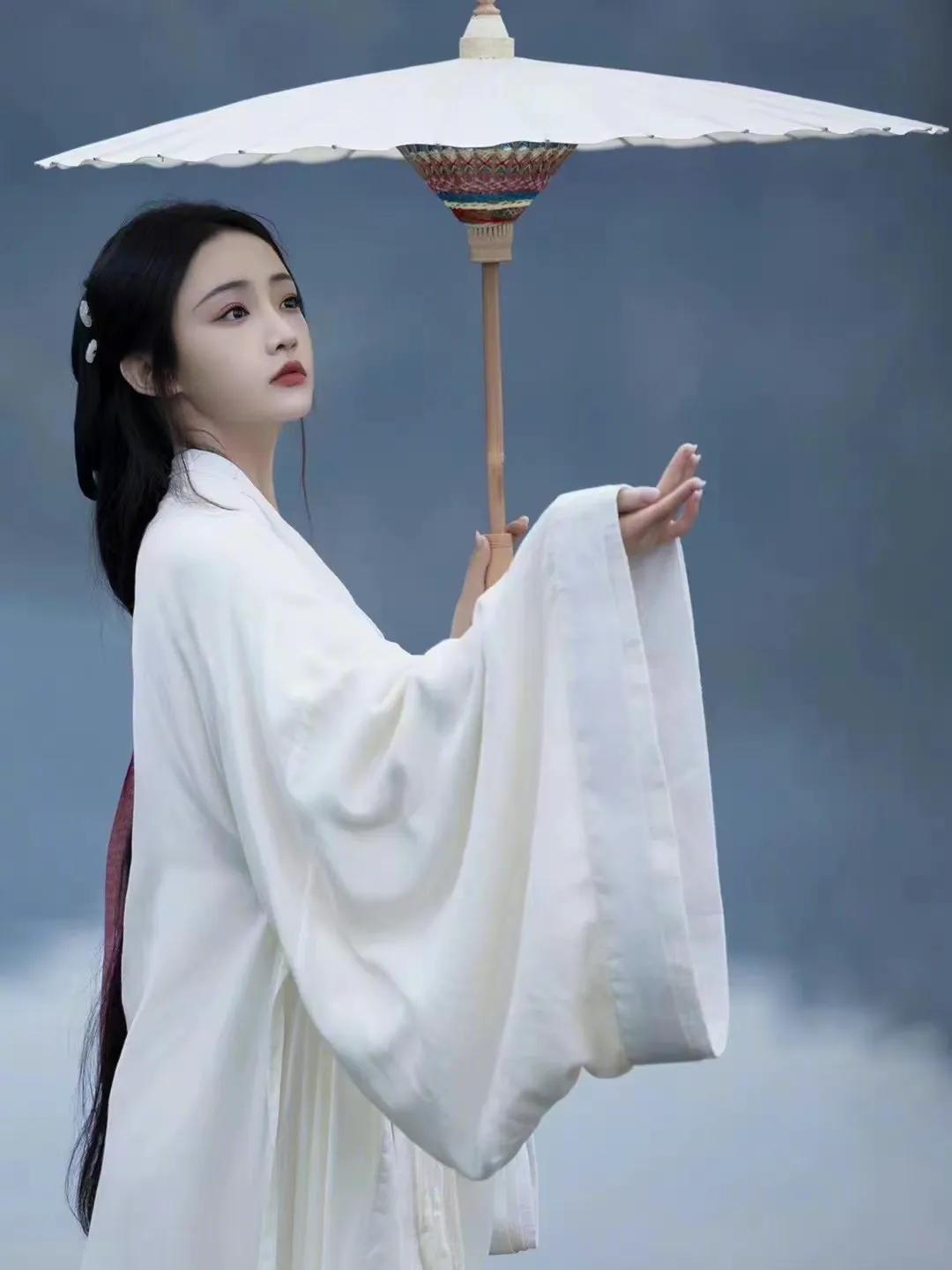 Celebrity Costume Photos／Wu Jiayi - iMedia