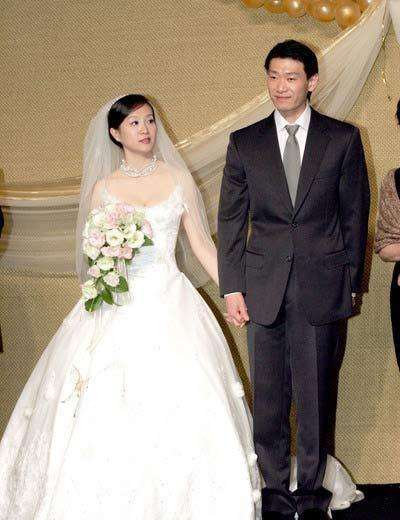 Yan Weiwen's wife Liu Weixing: After 32 years of fighting breast cancer ...