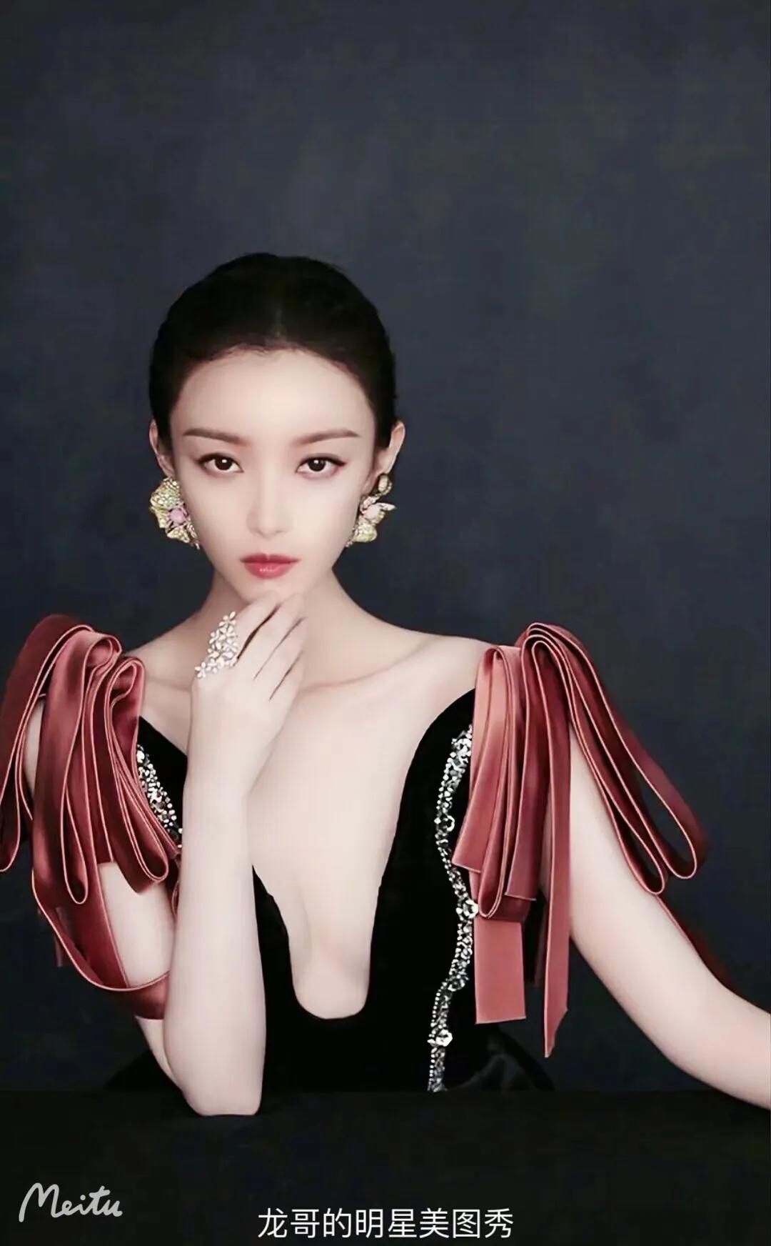 Brother Long's celebrity photo show: Ni Ni - iMedia