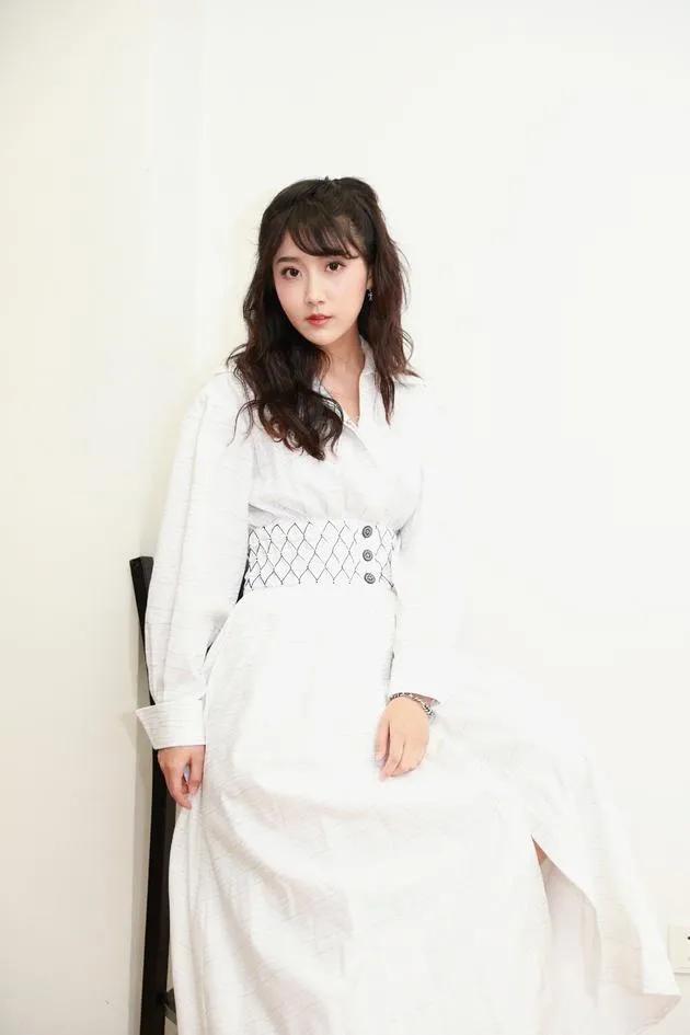 Hong Xiao is so pretty - iNEWS
