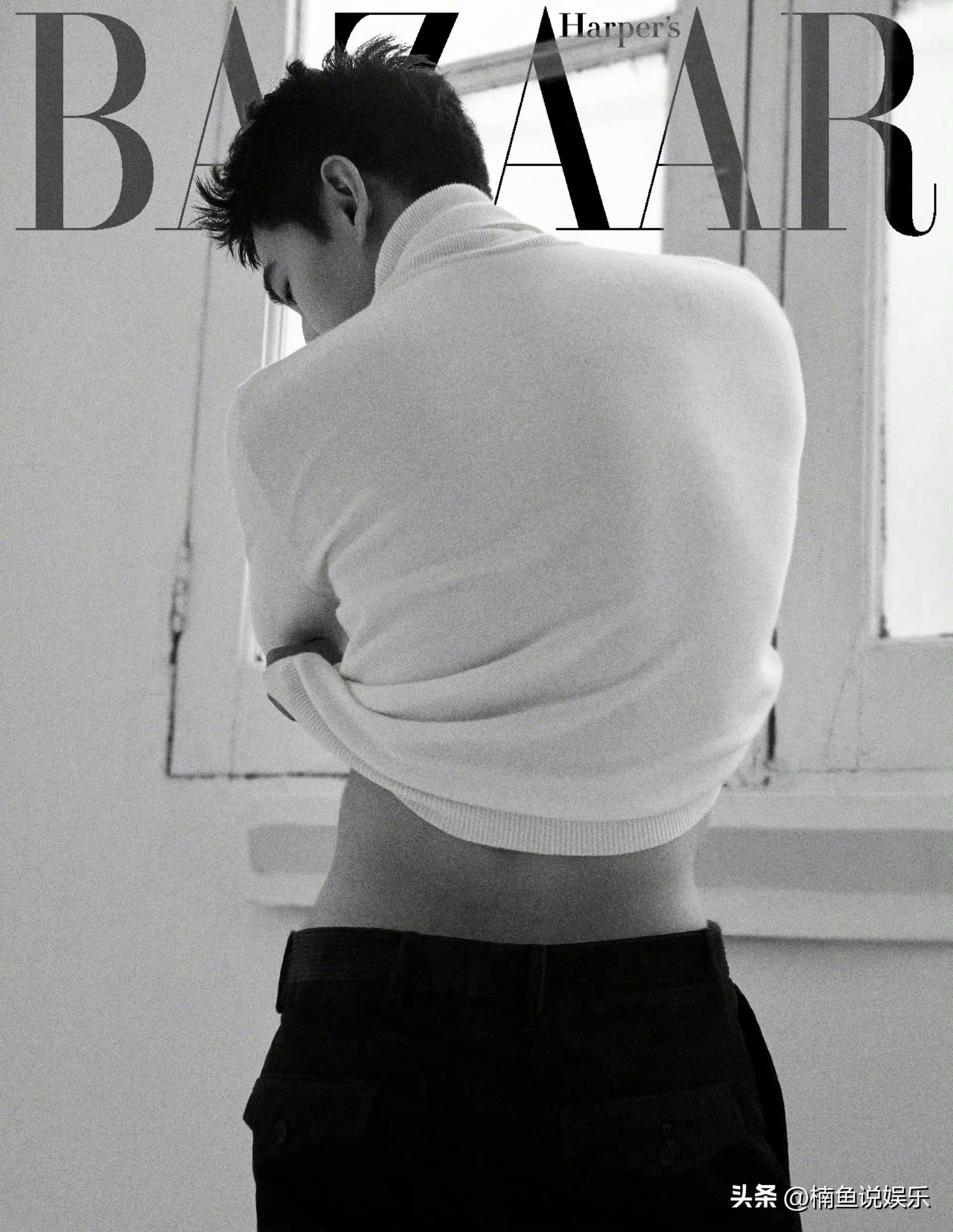 Yang Yang shows off his muscles in a photo shoot and wears a white vest ...