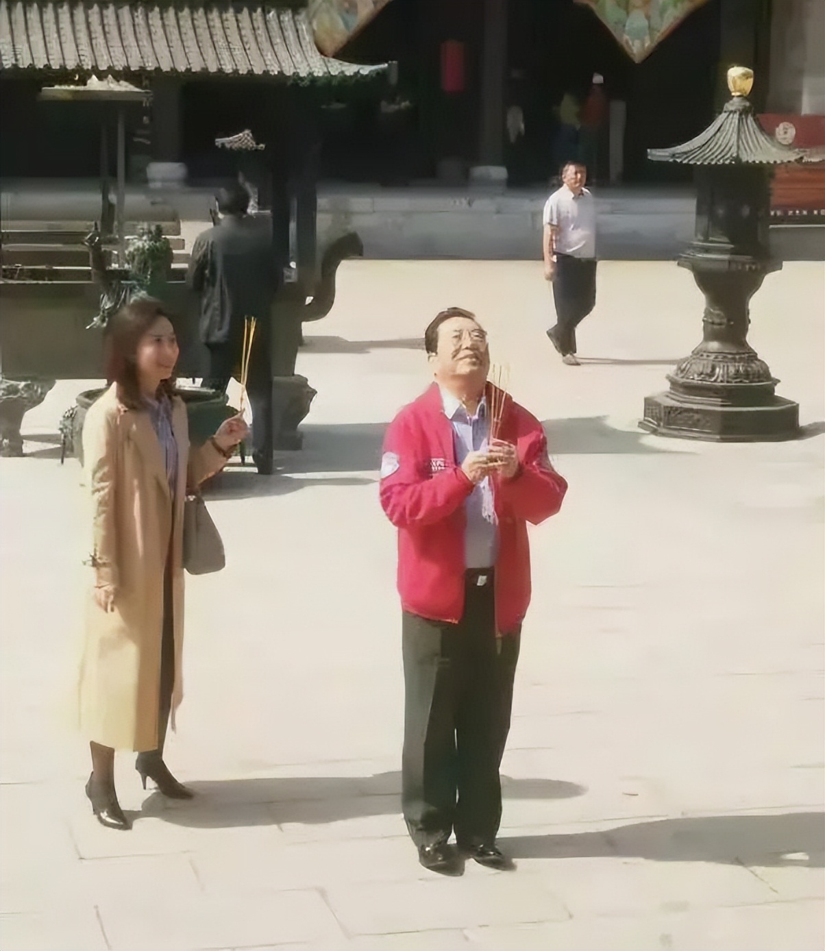 Li Tianyi made his first appearance after being released from prison ...