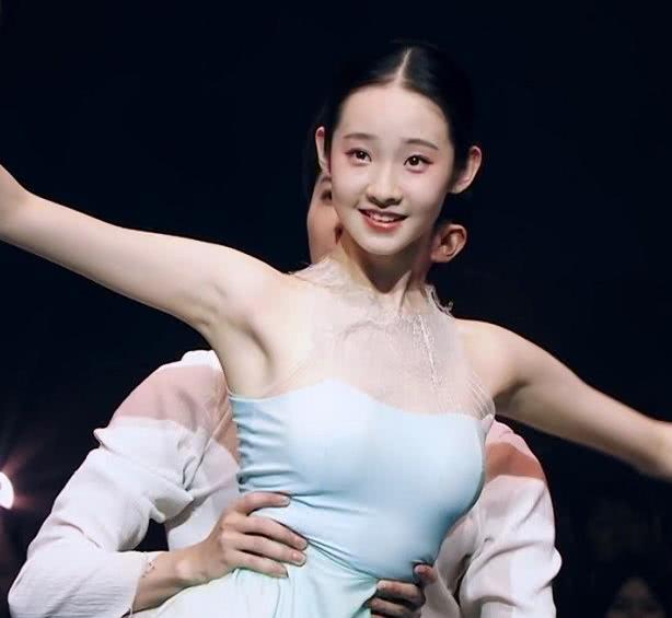 Why did Zhang Yifan become the second princess of Times Fengjun, and ...