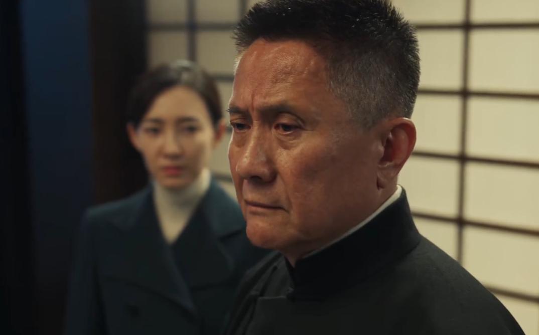 The real identity of the flash official in "The Infernal Affairs" is ...