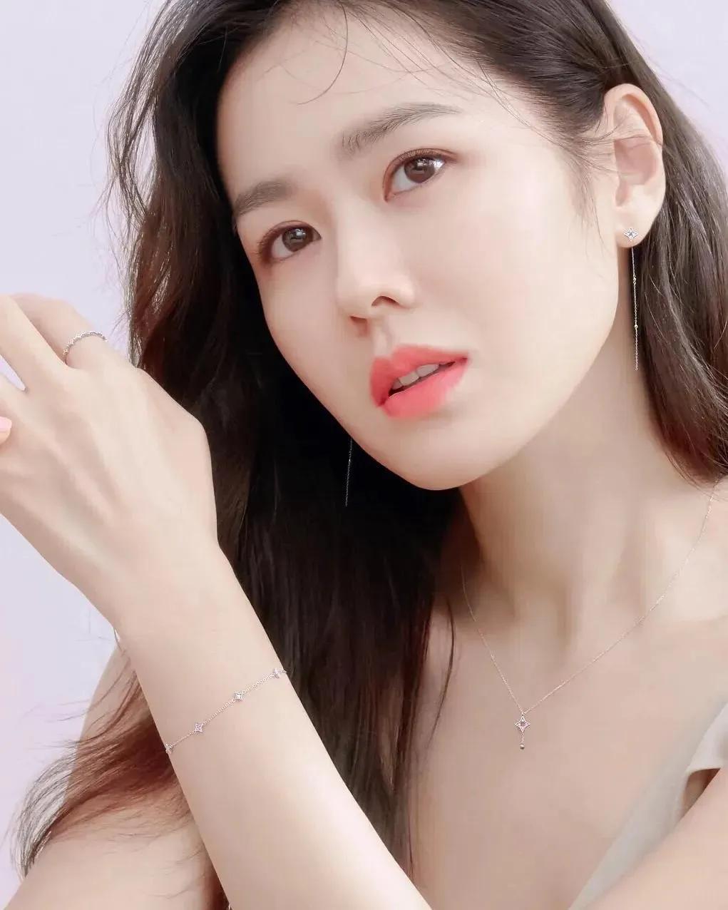 Han Ga In, Son Ye Jin, Lim Yoona and Jun Ji Hyun, who is the most ...