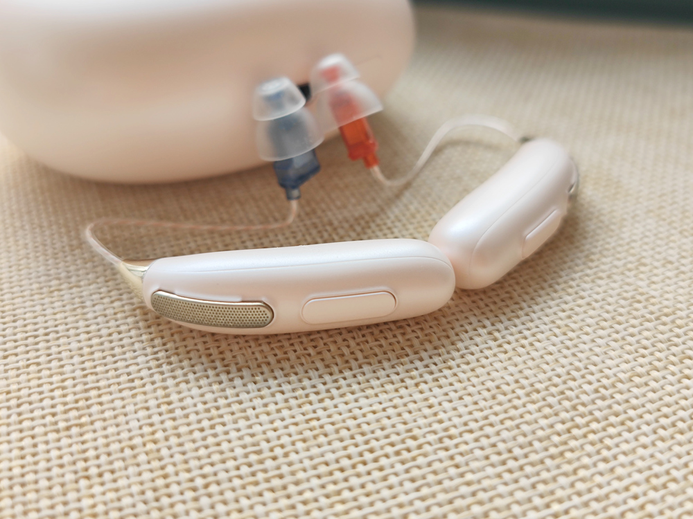 [Experience Notes] Three-month experience with smart hearing aids - iNEWS