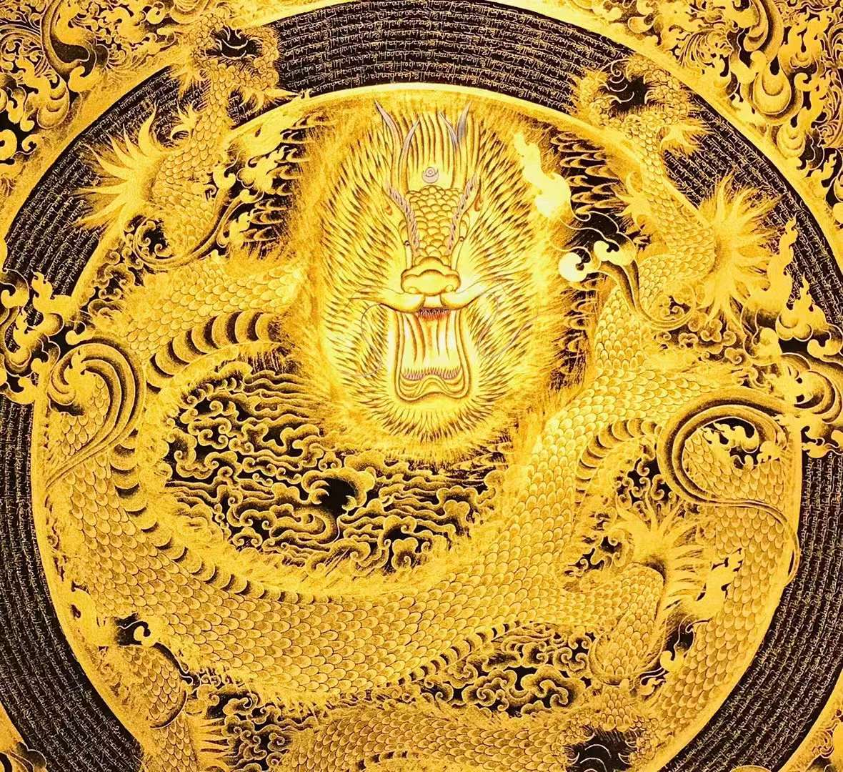 Immersive appreciation of a black gold thangka "Five-clawed Golden ...