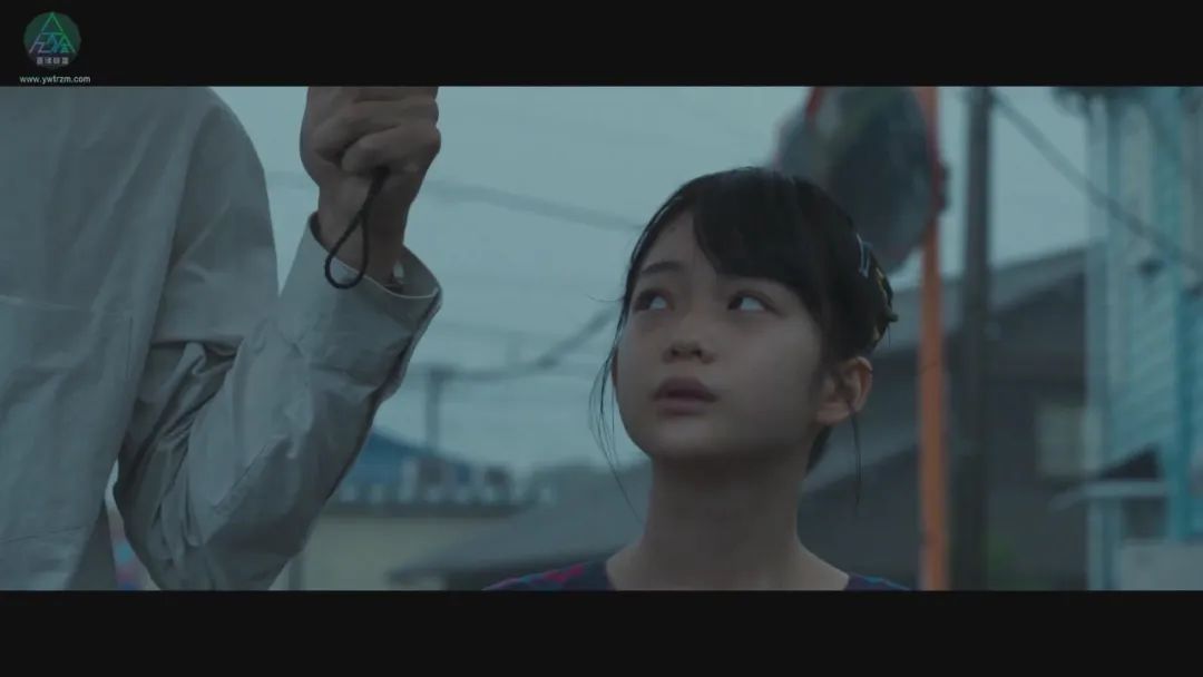 The second male lost 30,000 fans after his performance!Bold ...