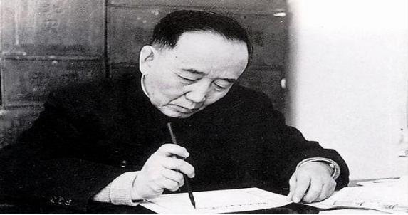 Six days after Guo Moruo's death, Mr. Deng commented: Change the "great ...