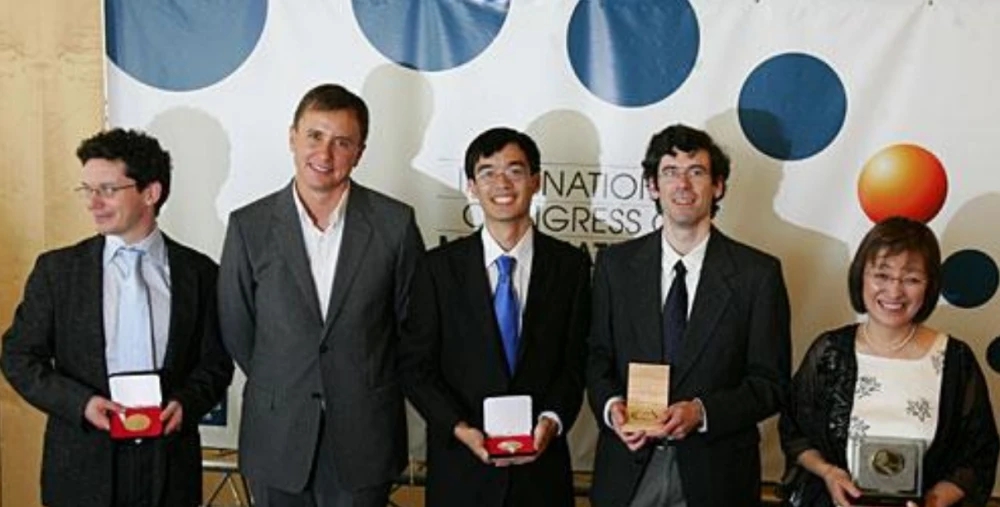 "Genius" Tao Terence, wrote a thesis at the age of 10, and his IQ ...