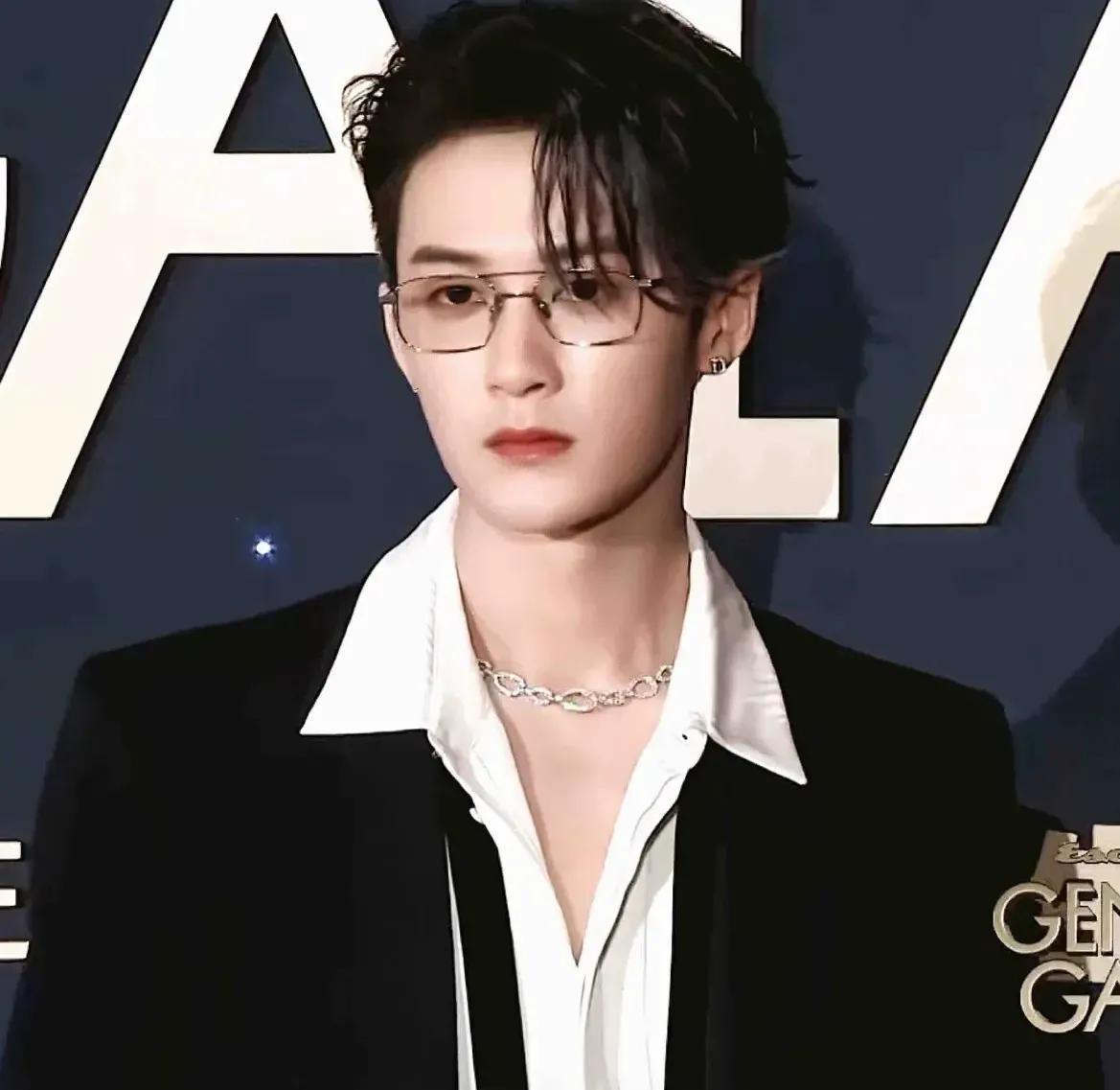 Tan Kenci's true love story: the light of marriage and children finally ...