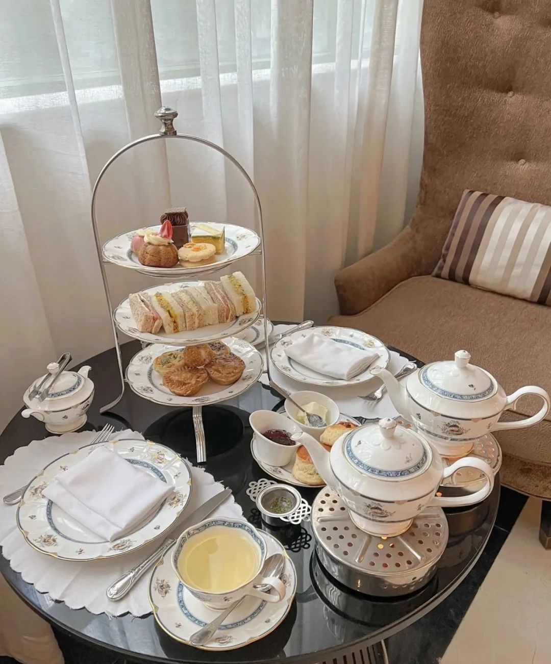 English Afternoon Tea Etiquette Introduction - iNEWS