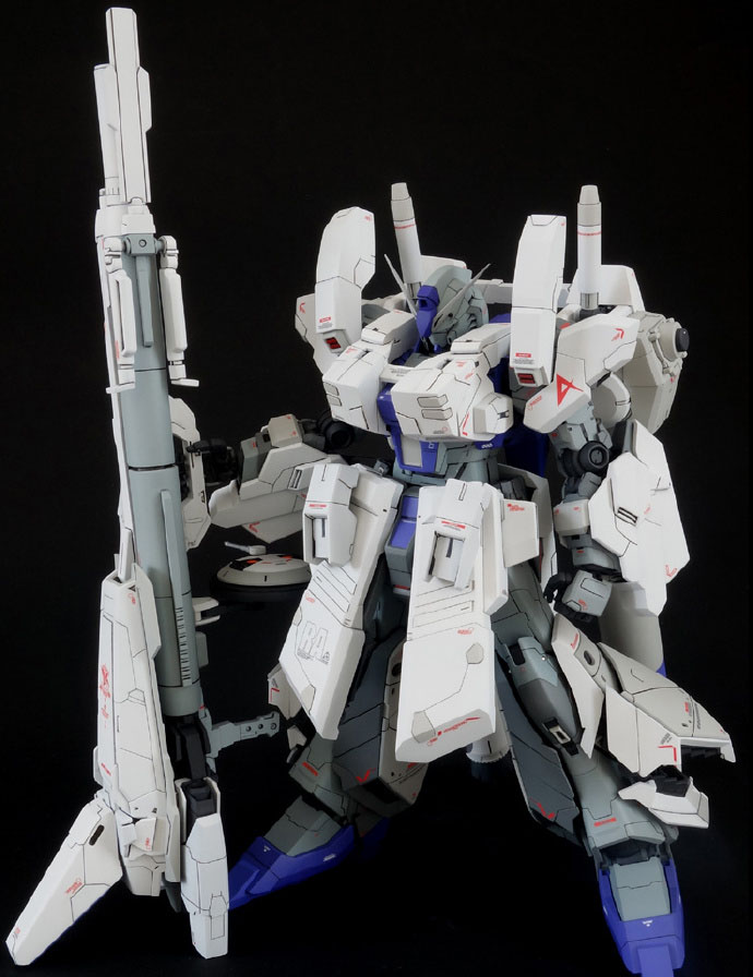 Equipped with heavy armor, Gundam No. 3 model - iMedia