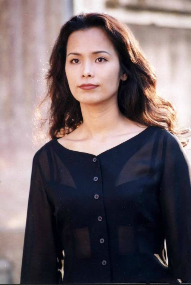 Singer Wei Wei: At the age of 23, he became a national first-class ...