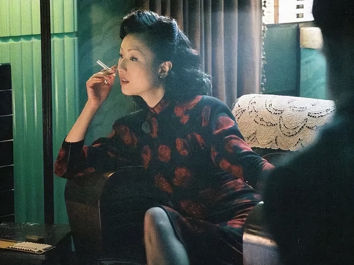 Depression, after derailment, 51-year-old Sammi Cheng is back, and more ...
