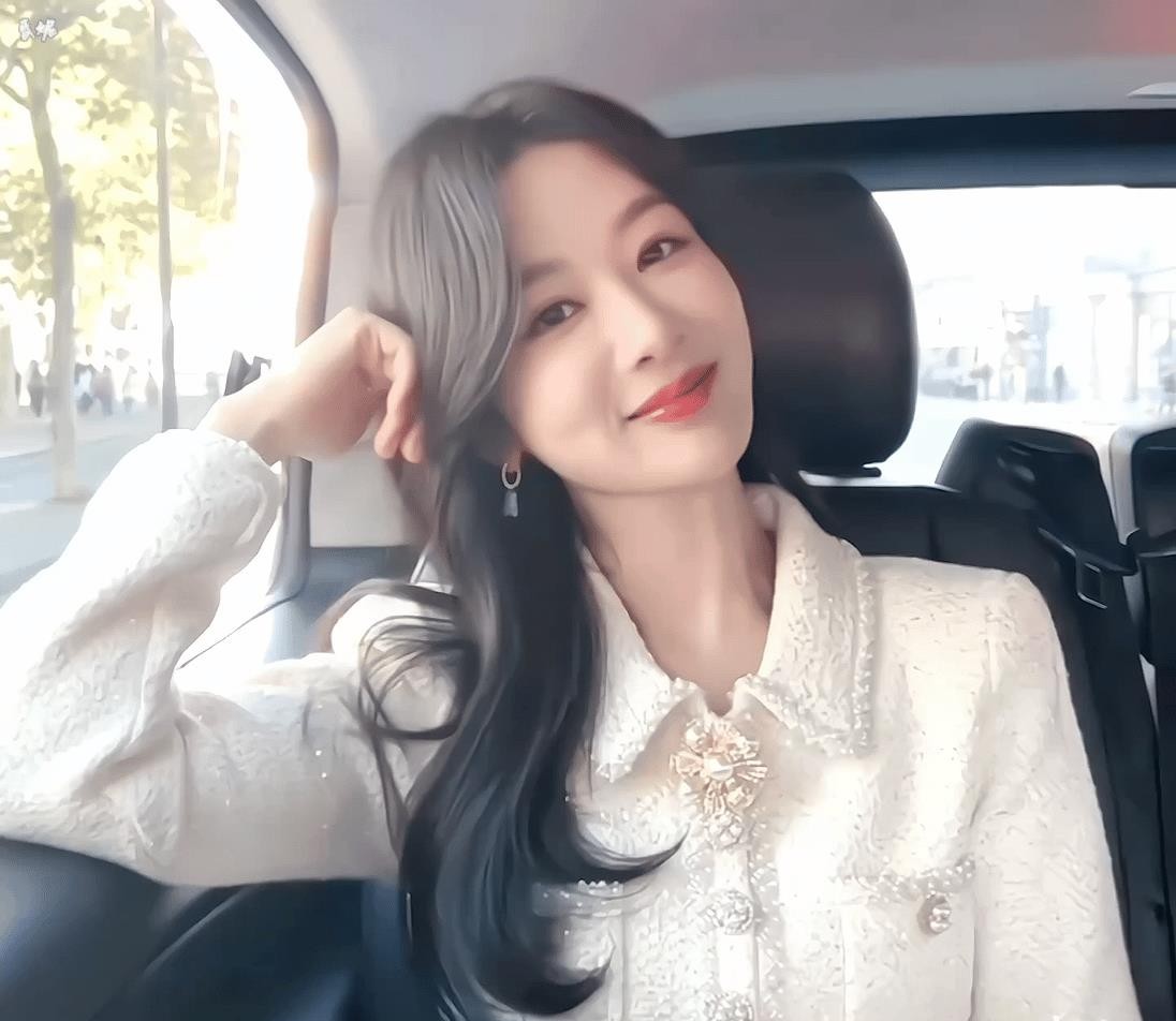 New news in domestic entertainment? Yang Zi, Luo Yunxi, Guan Xiaotong ...