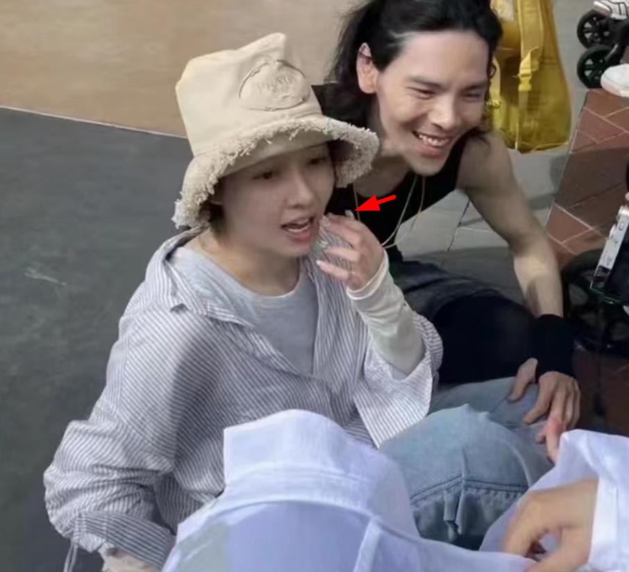 Guo Biting's family played Disney, queued for half an hour and was ...