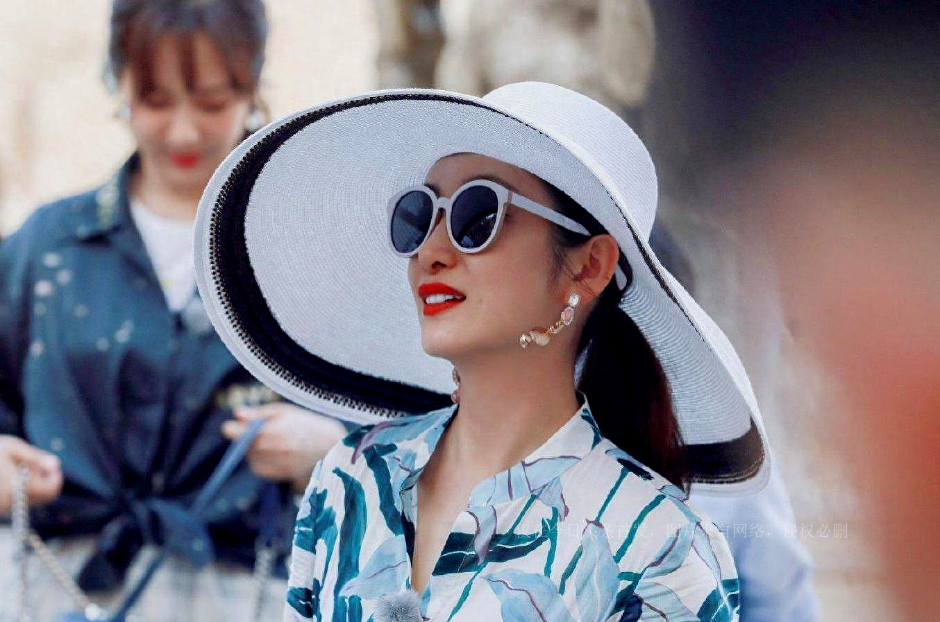 The "Hong Kong Queen" also has to surrender obediently. Wang Xinjun ...
