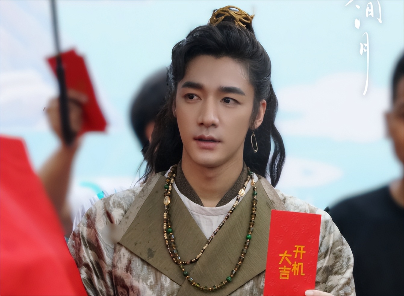 Another classic Jin Yong drama has been remade. The post-95 Guo Jing ...