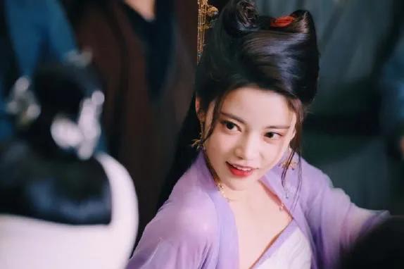 "Thousands of Peach Blossoms Bloom" is filmed, and Zhang Yaqin plays Sun Zhenzhen, causing ...
