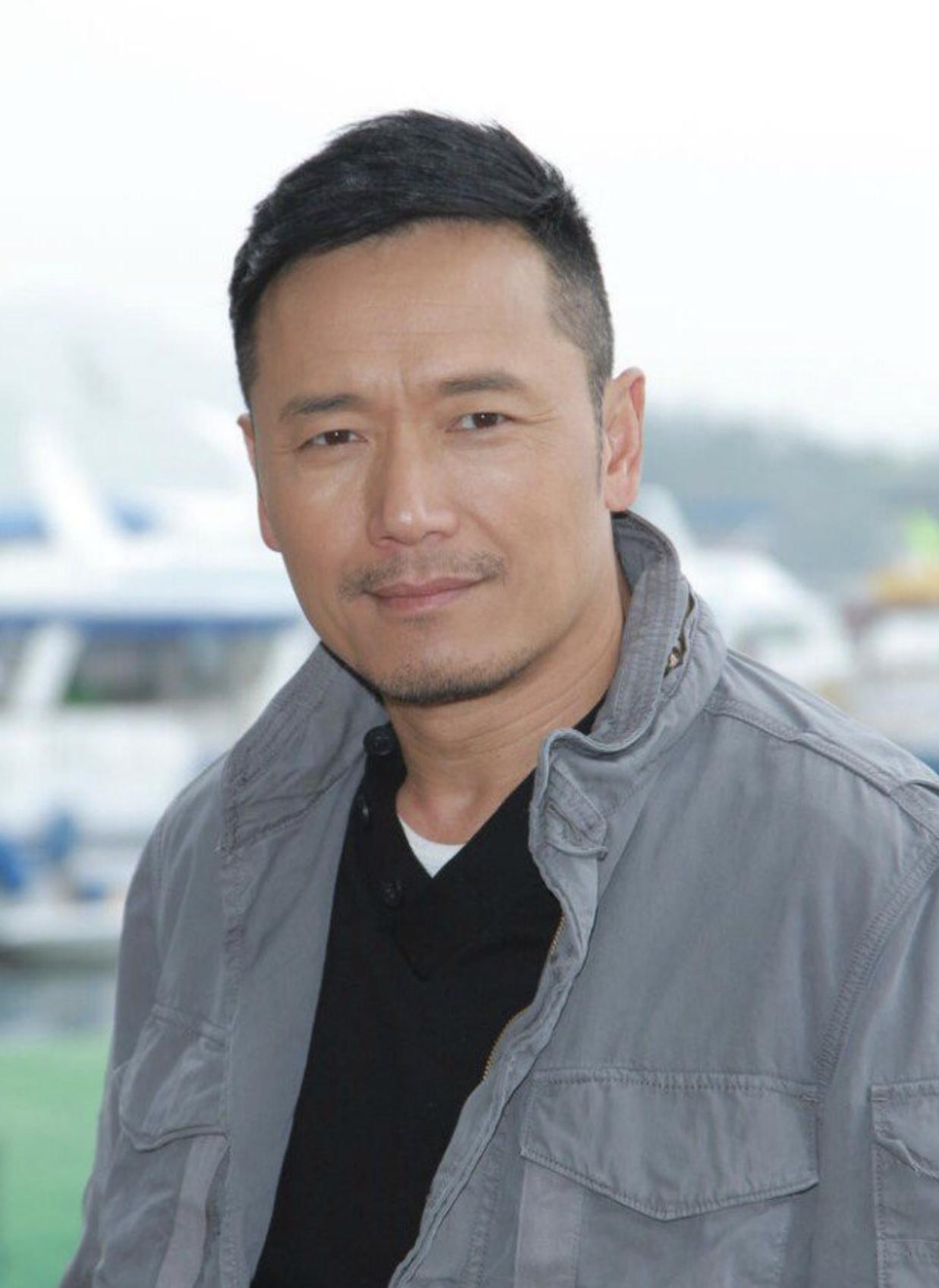 TVB rebroadcasts the classic [Heavenly Master in charge], two of the ...