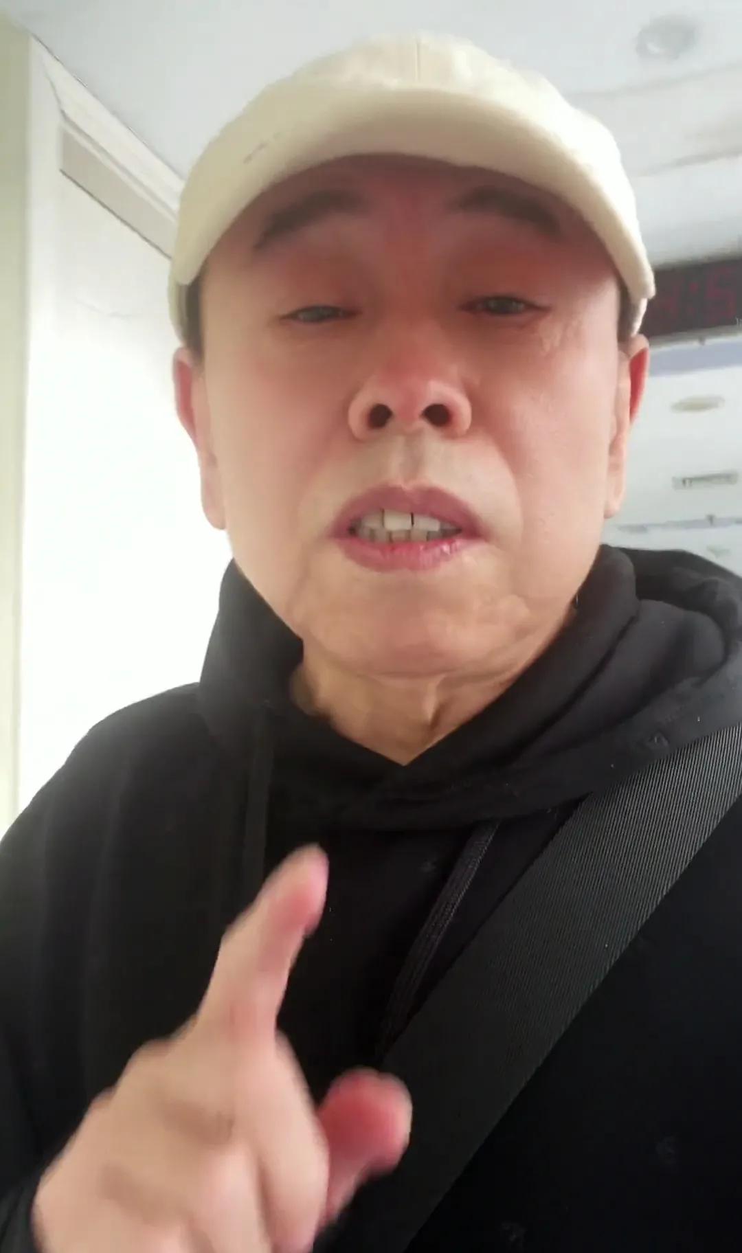 Pan Changjiang's 91-year-old father rarely shows up! His hair is black and shiny, and his mouth ...