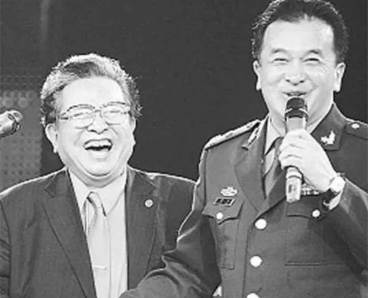 Huang Hong, a frequent guest of the Spring Festival Gala, walked out of ...