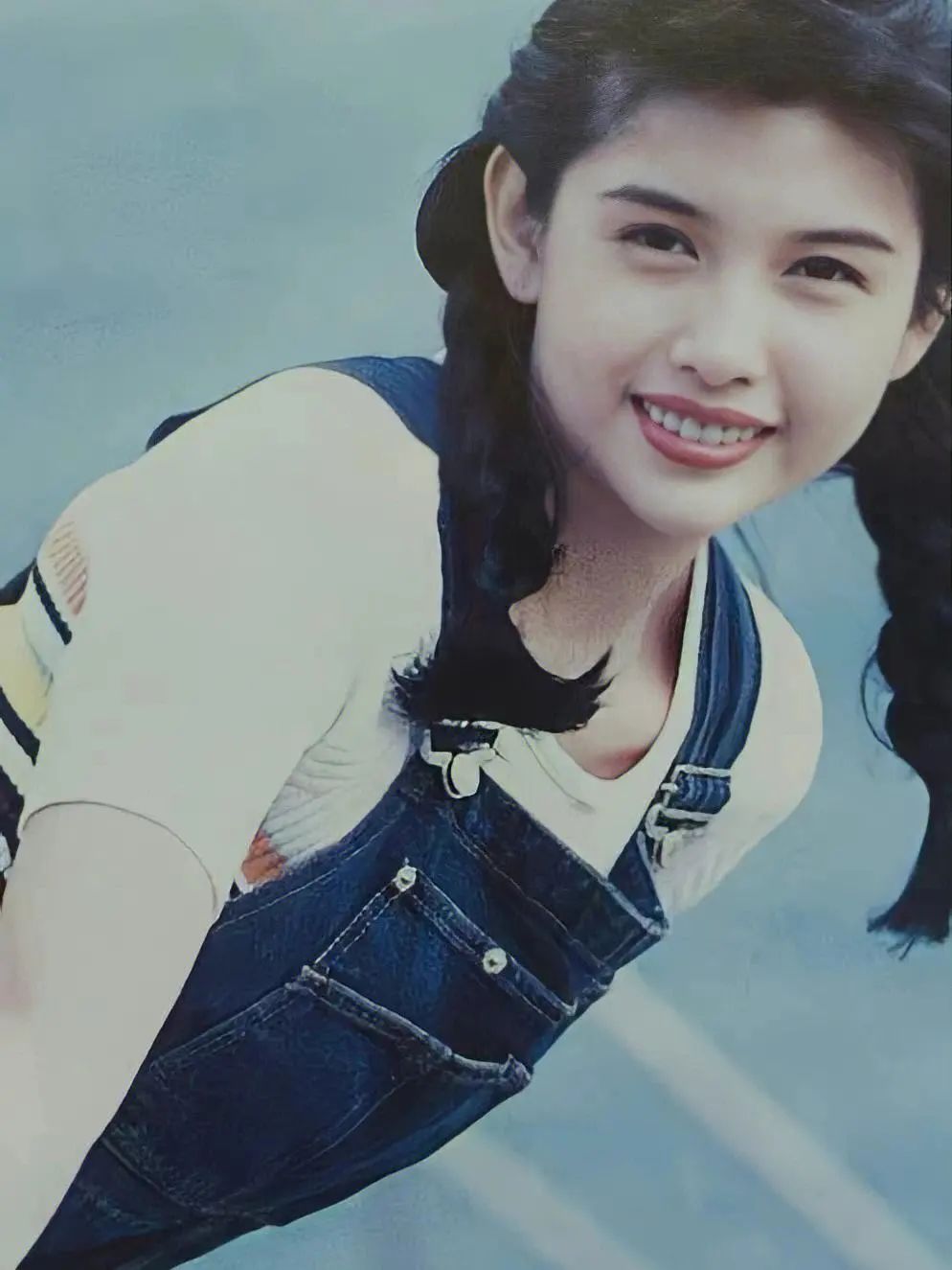 Qiu Shuzhen gets married, Shu Qi puts on clothes, and Wang Jing's ...