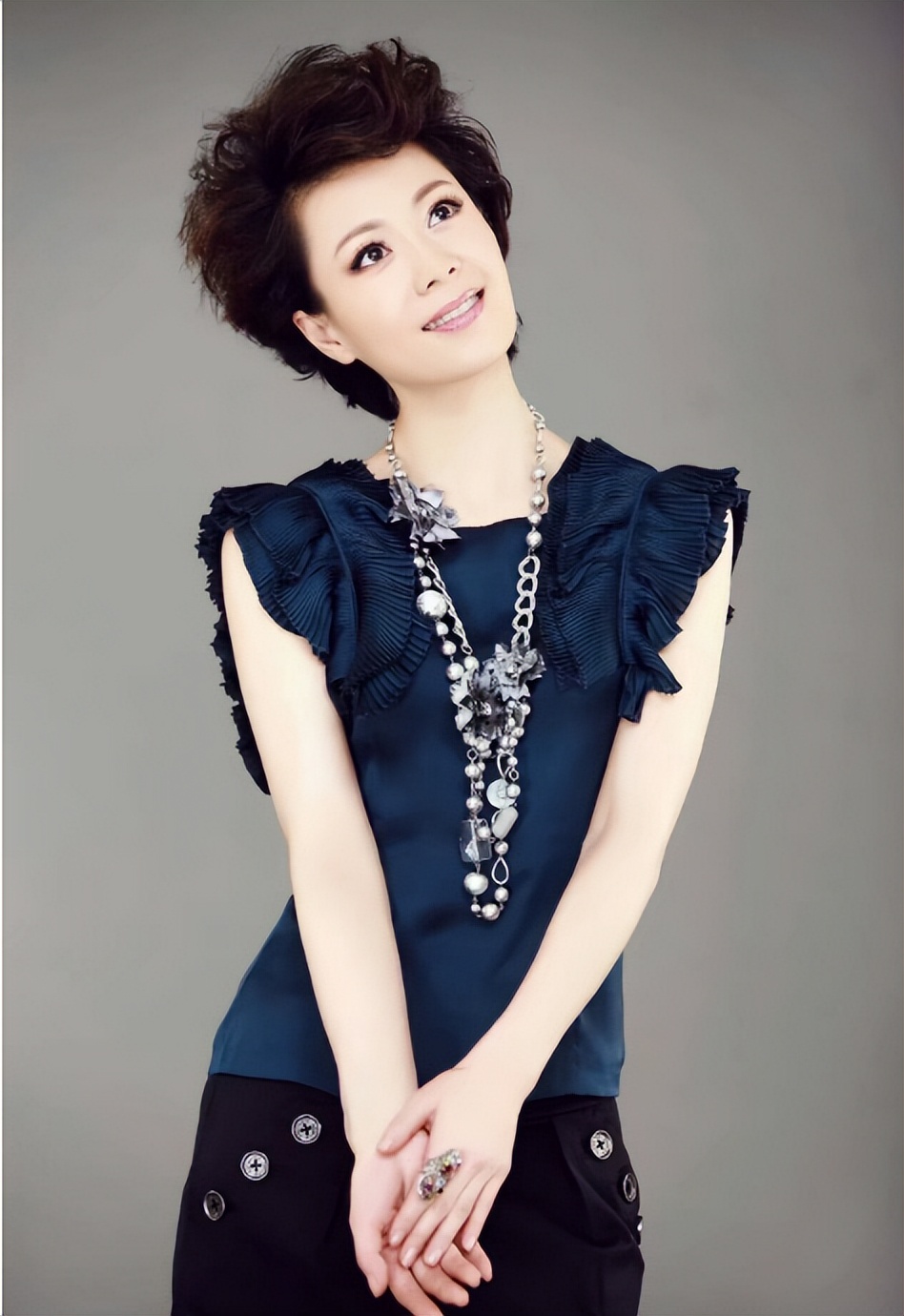 Li Wenjing: CCTV's most playful anchor, married her husband for many ...