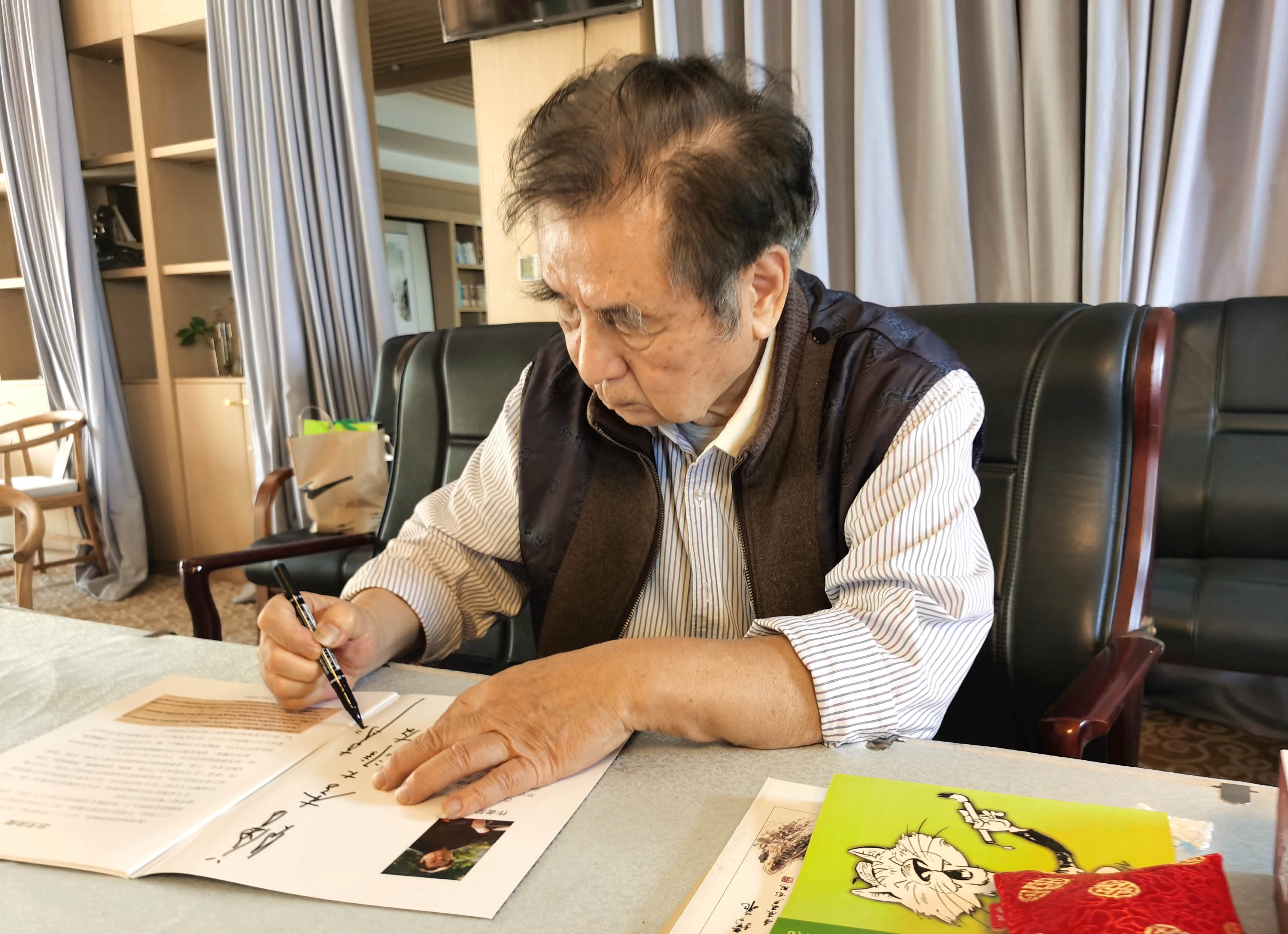 "The Immortal Weng" on Jinyun Mountain——An Interview with Gu Yue, a ...